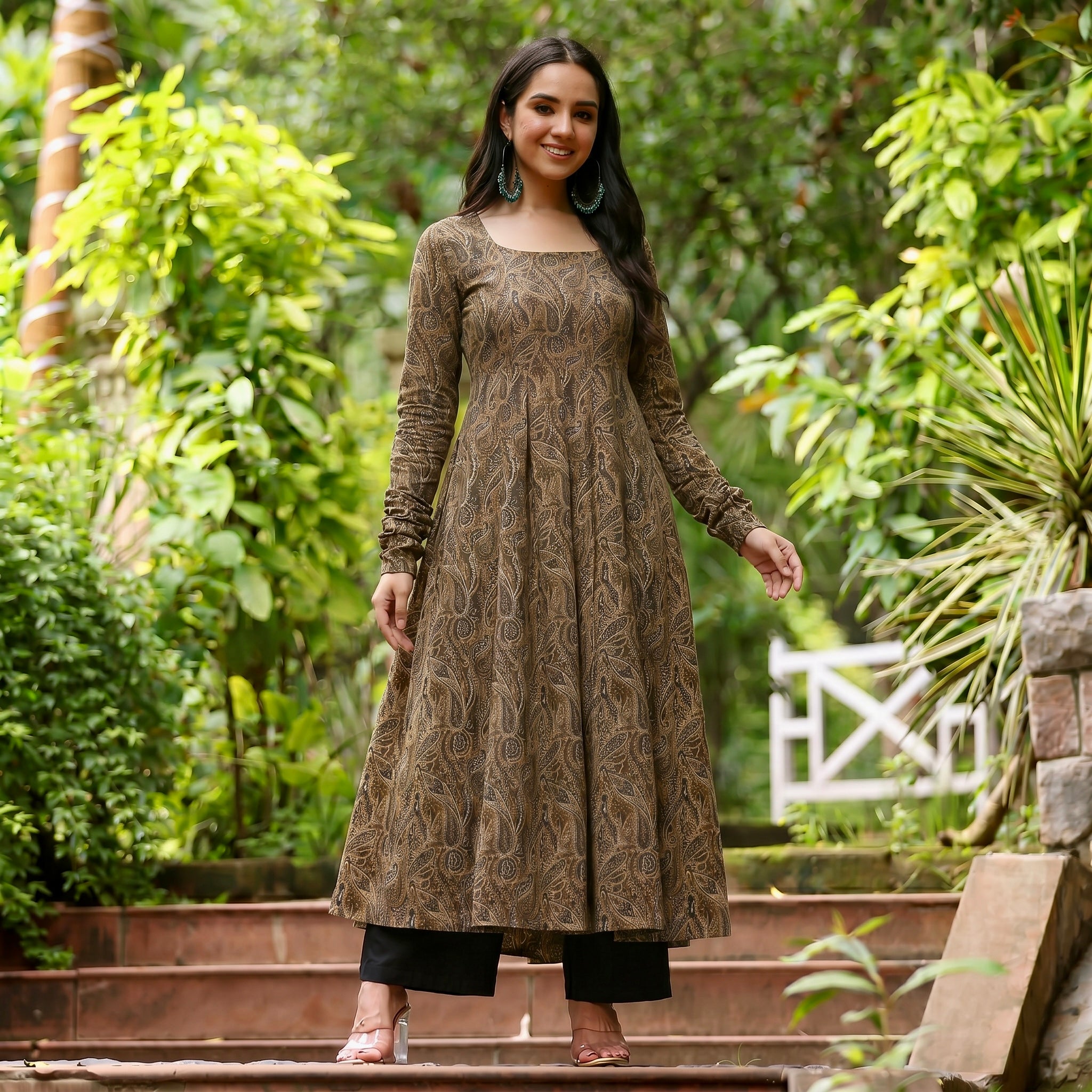 Amaika Georgette Kurta – Kameez.co
